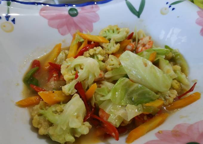 Resep Capcay simple oleh Nadya Jenisa - Cookpad
