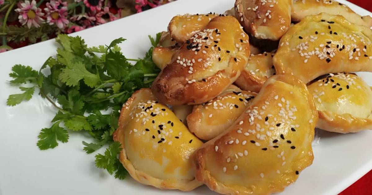 Chicken stuffed snacks Recipe by Afshan Tabassum - Cookpad