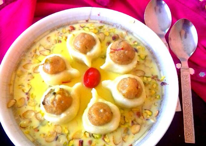 Mawa doodh farra diye With kesariya rabdi Recipe by Neha Mangalani ...