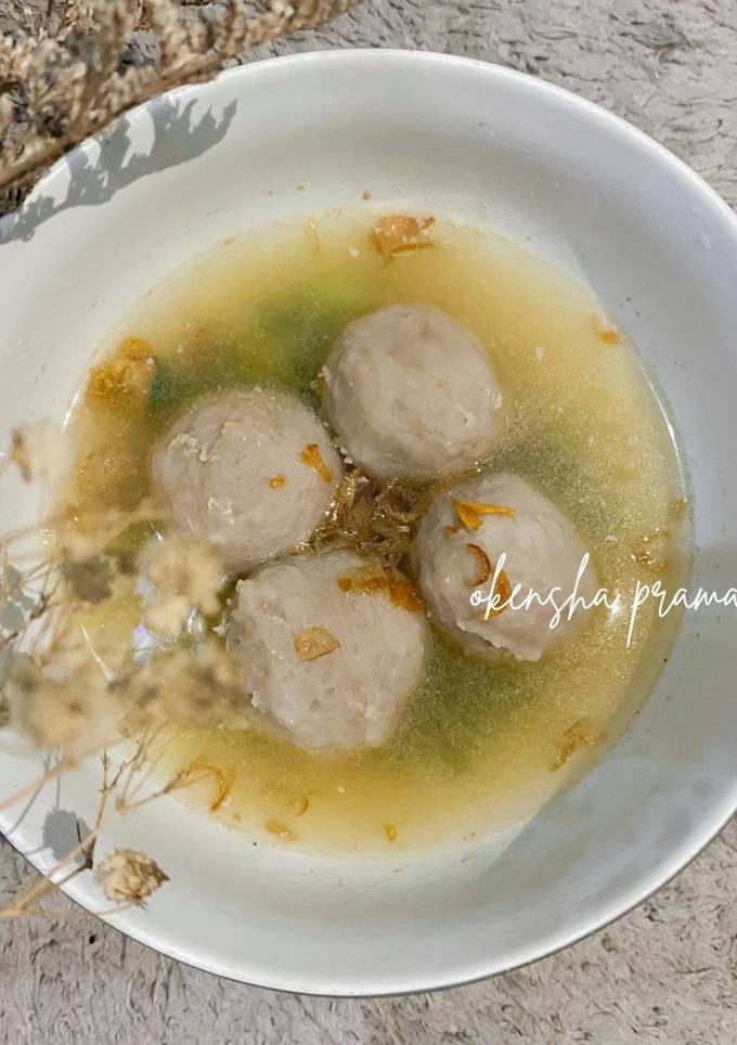 Resep Kuah Bakso Malang Simple oleh Okensha Pramasantya - Cookpad