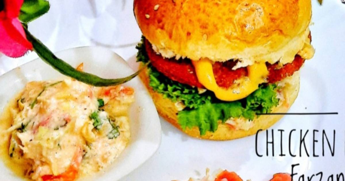 Chicken cheesy petty burger Recipe by Farzana Memon - Cookpad