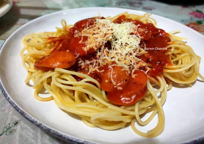 Resep Sausage Marinara Spaghetti oleh Darwin Dizz - Cookpad