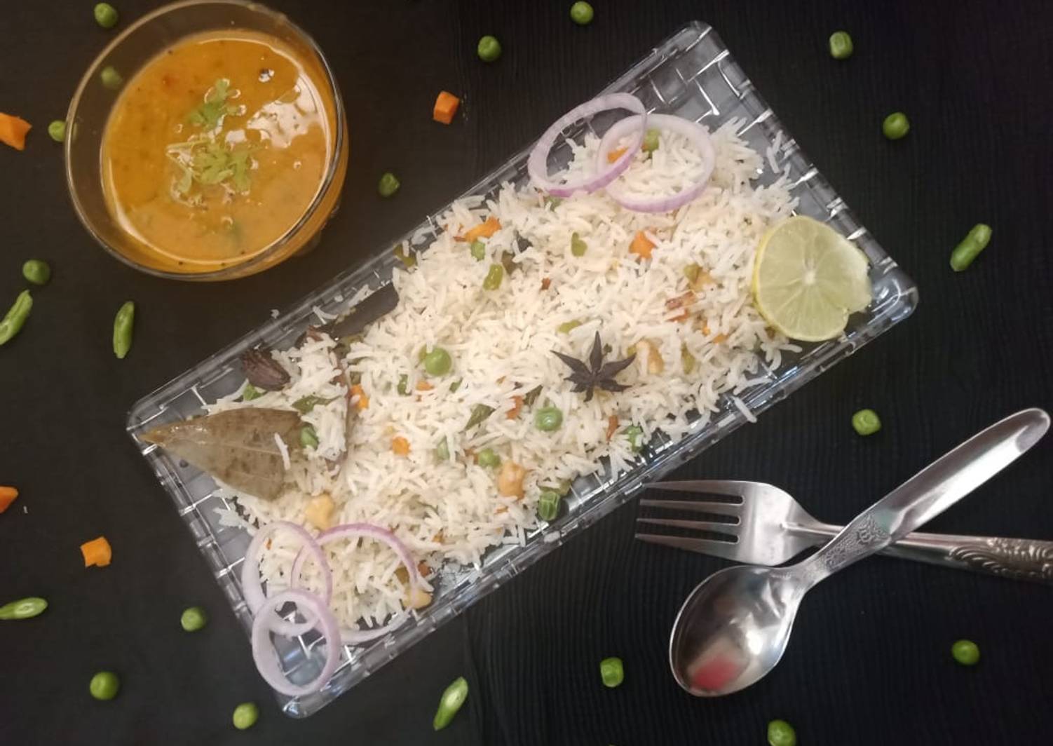 Veg. White pulao Recipe by Kiran Keshwani - Cookpad