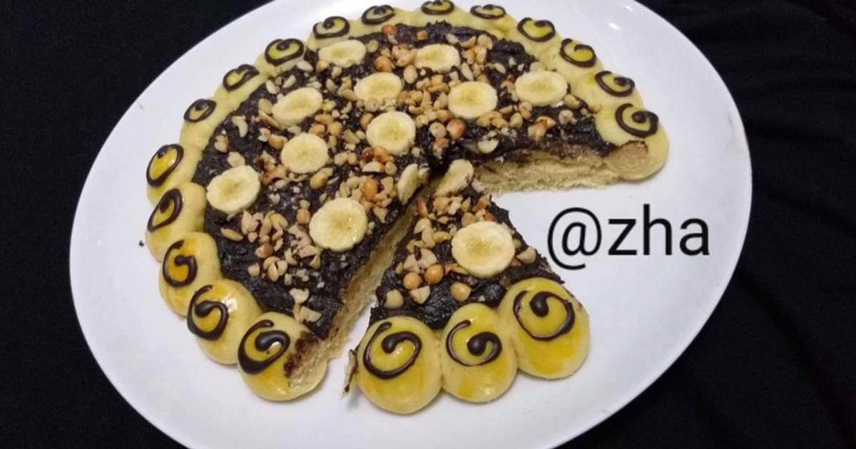 Resep Pizza coklat oleh Zafirah - Cookpad
