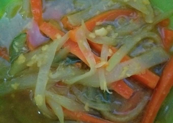 Resep Labu wortel timun bumbu kuning oleh Afifah Nurul - Cookpad