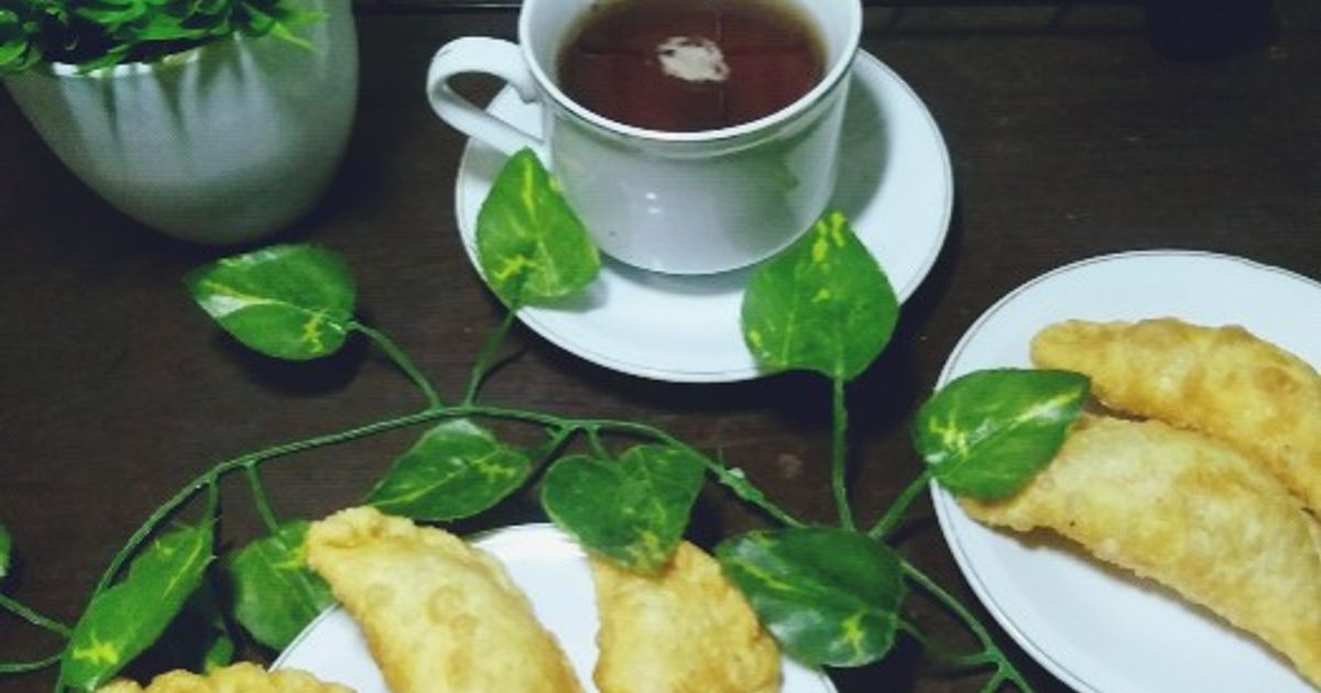 Resep Pastel Isi Keju Mayo oleh Umi rama - Cookpad