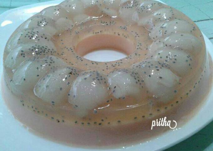 Resep Puding Leci oleh Pritha Pitaloka - Cookpad