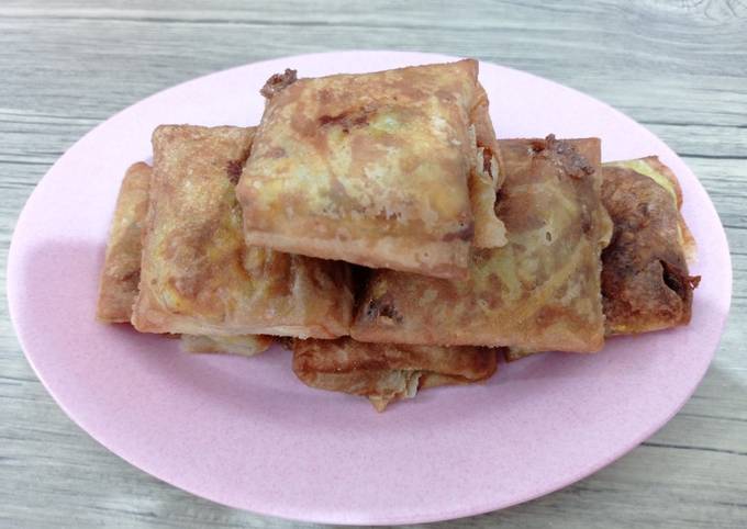 Resep Martabak telur isi daging oleh Yuliyana Alwie - Cookpad