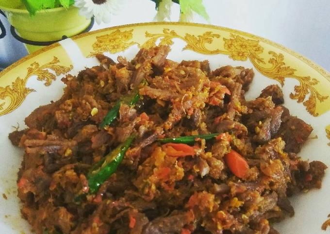 Resep Daging Suwir Cabai Hijau oleh Vivienz - Cookpad