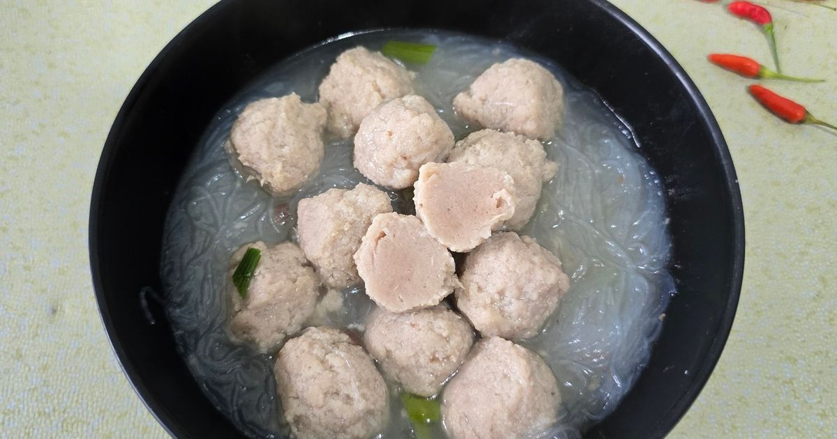 Resep Bakso Sapi Ayam oleh Ayu Umha - Cookpad
