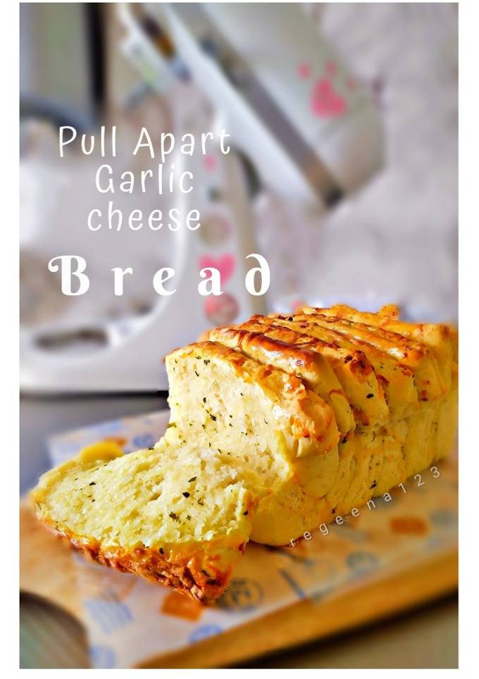Resep Pull Apart Garlic Cheese Bread oleh Regeena_123🌷 - Cookpad