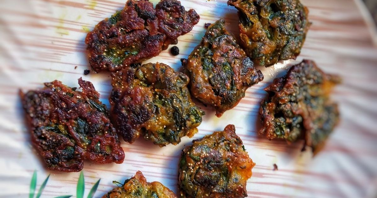 Thankuni Patar Bora Or Indian Pennywort Fritters Recipe by Tina ...