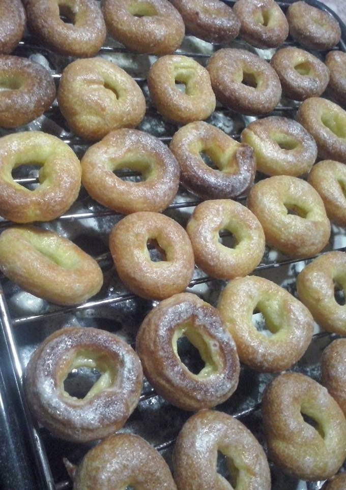 Rosquitas de masa bomba Receta de Dani Zurano