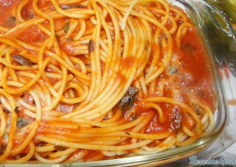 Pasta en salsa de tomate Receta de Julio Cesar Encarnacion William- Cookpad