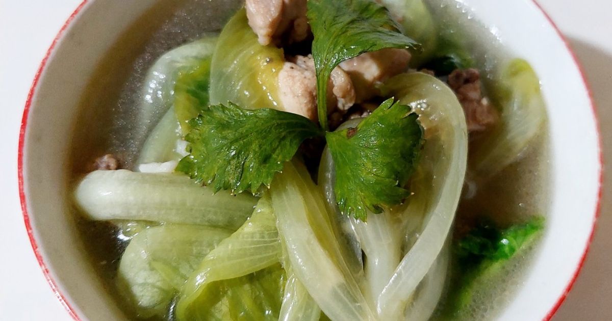 Resep Sup Selada Ayam oleh Arlina - Cookpad