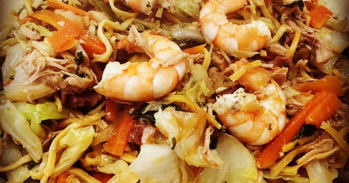 Explore Delicious Chicken Pancit Recipes You'll Love