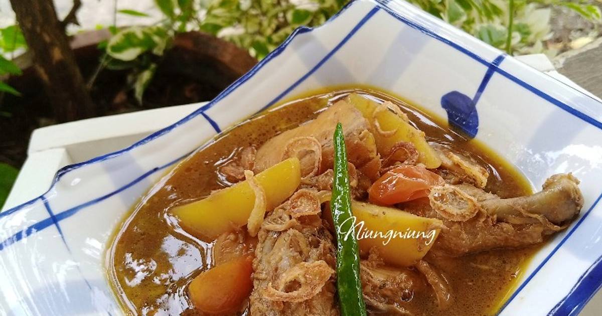 Resep Semur Kentang Ayam Jawa oleh Niung Niung - Cookpad