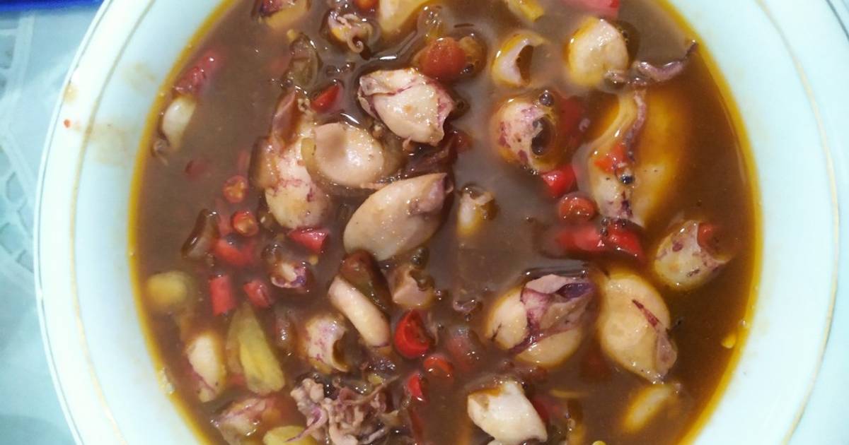Resep Baby cumi kuah asam pedas oleh ria okta - Cookpad