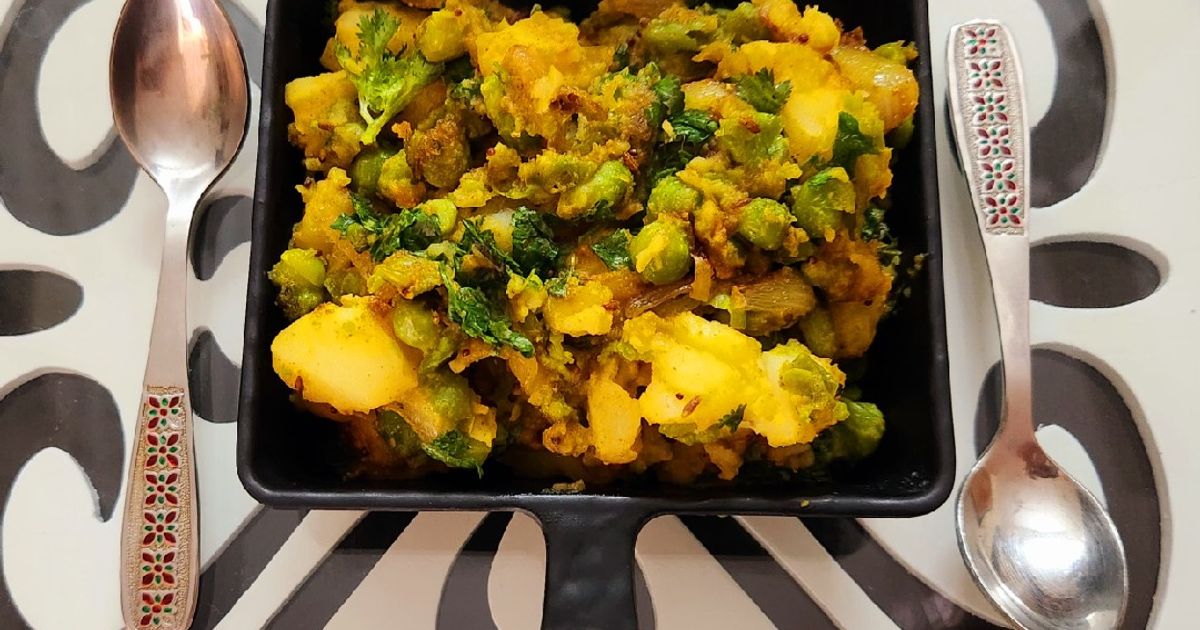 Dry Aloo Matar Ki Sabji Recipe by Monika Jain - Cookpad