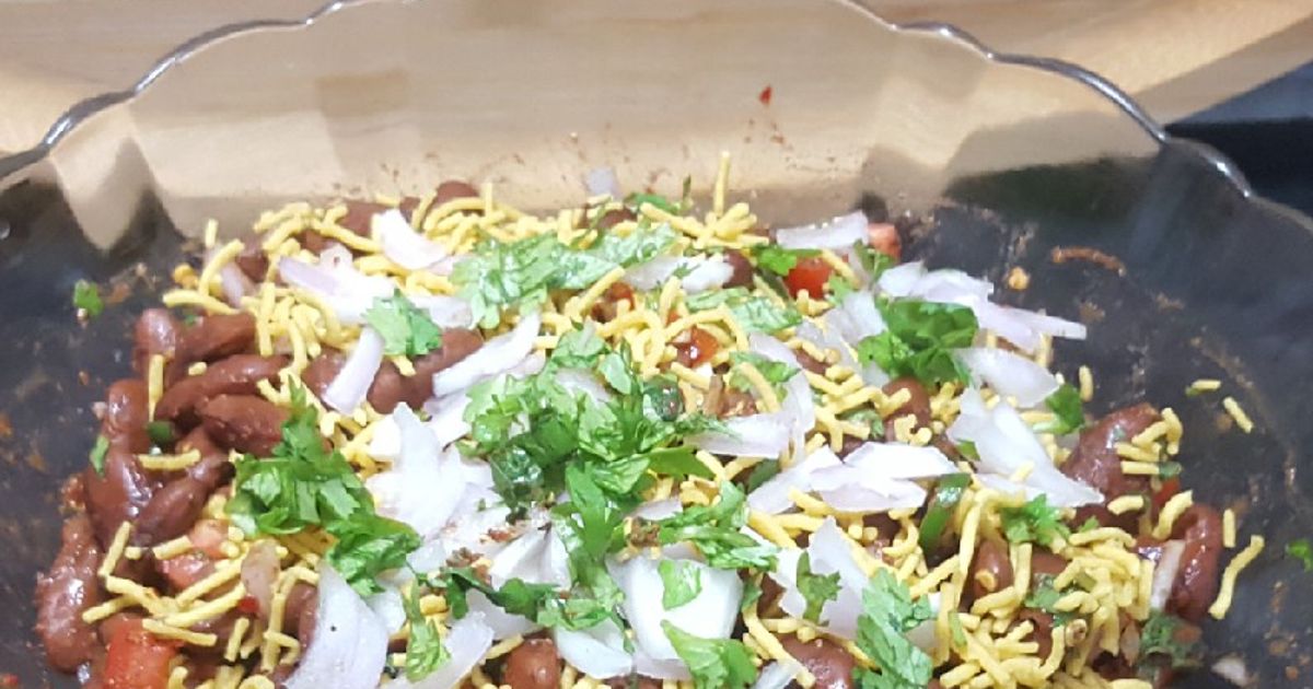 Spicy Red Beans Chaat ! Recipe by Savaira Momin - Cookpad