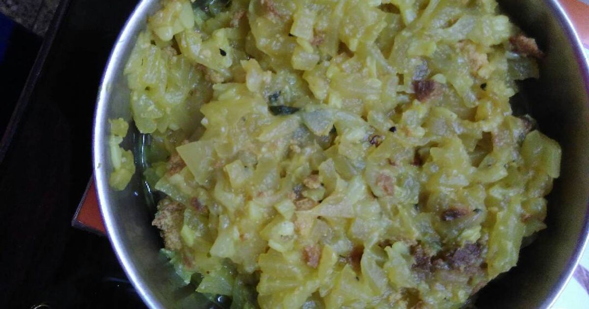 Lau Ghonto (Bottle Gourd Curry) Recipe by Anurima Nandy - Cookpad