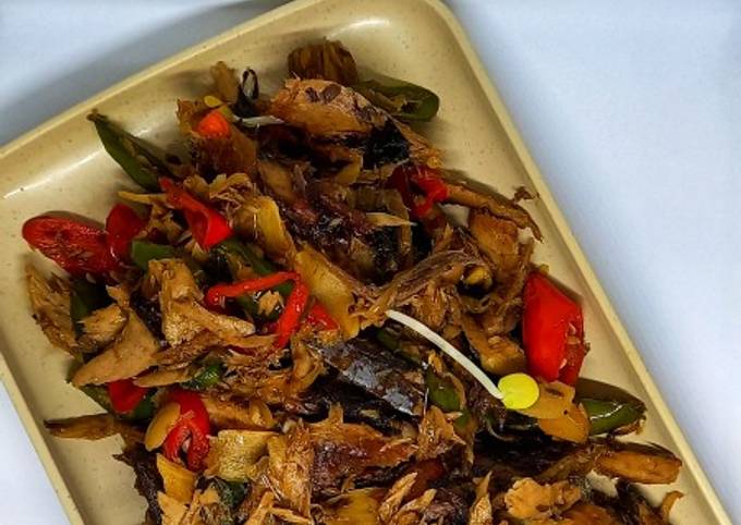 Resep Tongkol Cabe Ijo oleh Eriska dwi - Cookpad