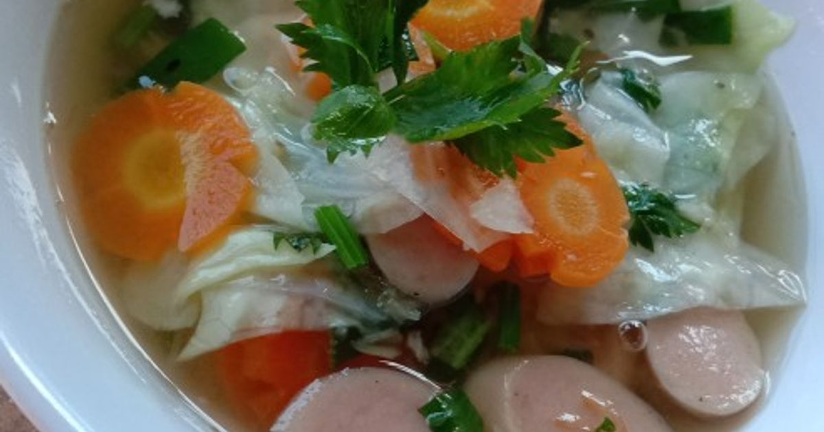 Resep sop sosis wortel kol rumahan enak dan mudah - Cookpad