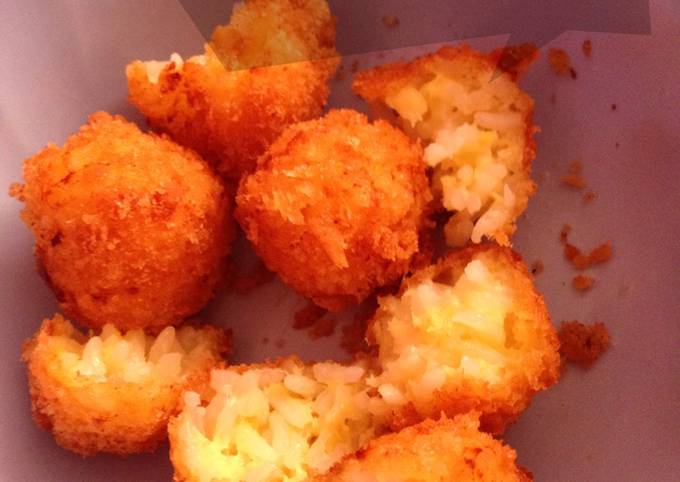Resep Rice balls cheese oleh Bunda Sakhi - Cookpad