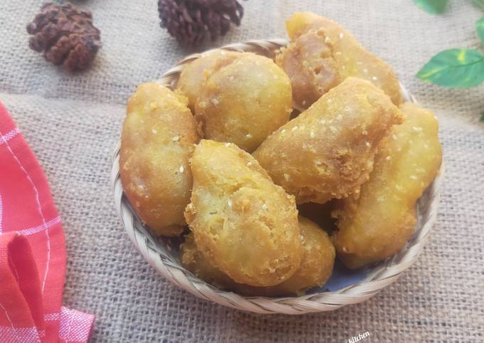 Resep Kluay Tod | Pisang Goreng Wijen Thailand Super Kriuk oleh anisatur raehan - Cookpad