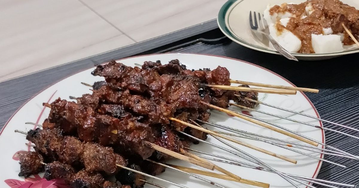 Resep Sate Sapi Homemade oleh iChoerunnisa - Cookpad