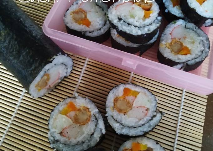 Resep Sushi Homemade oleh Mia - Cookpad