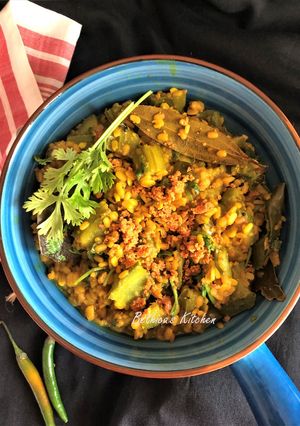 Bhaja Muger Dal Diye Jhinge Torkari (Turai / Ridge Gourd Moong Dal ...