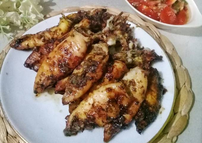 Resep Cumi Bakar Madu oleh farida Sulthan 🇮🇩 (IG. Malika02782) - Cookpad