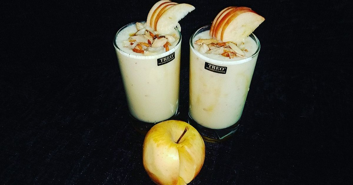 Apple Milkshake Recipe by Sasmita Das - Cookpad