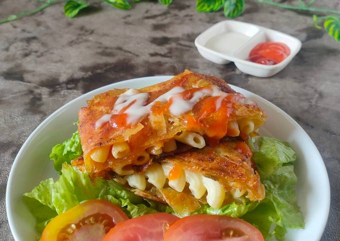 Resep Lumpia Macaron Beef oleh RatihAng - Cookpad