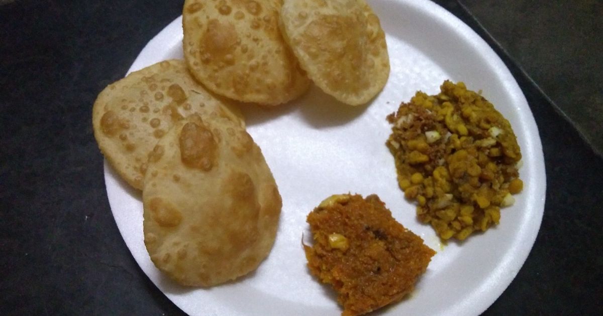 Luchi Cholar Daal Recipe by Sujata roy - Cookpad