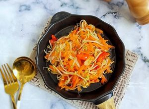 Resep tumis tauge wortel untuk diet rumahan enak dan mudah - Cookpad