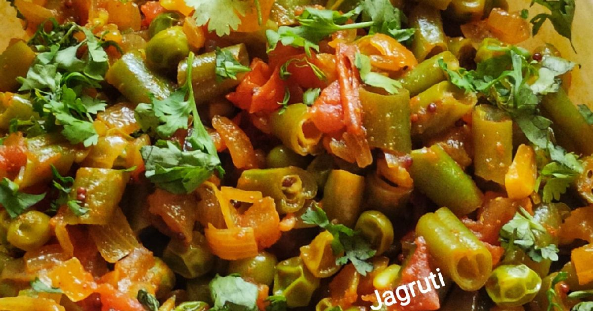 Long Beans Matar Sabji !! Recipe by Jagruti Manish (Dalwadi) Shah - Cookpad