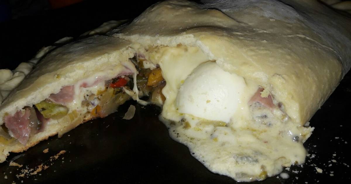 Calzone De Verdura Y Jamón Y Queso Receta De Cintia Giraudo Cookpad