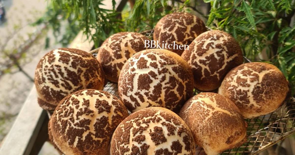 Cách Làm Món Mushroom Bun 🍄 bánh mì ngọt hình nấm 🍄 của Nguyễn Ngọc ...