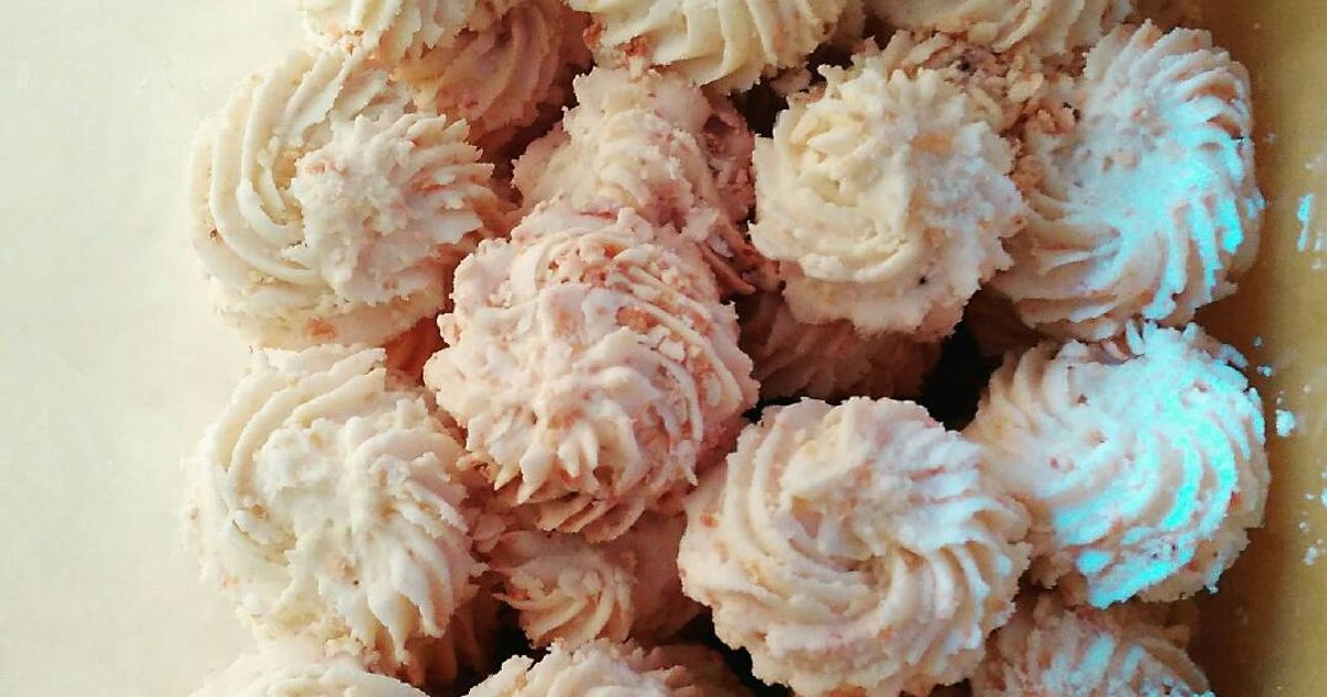 Resep Kue Sagu Keju Crunchy oleh Aida - Cookpad