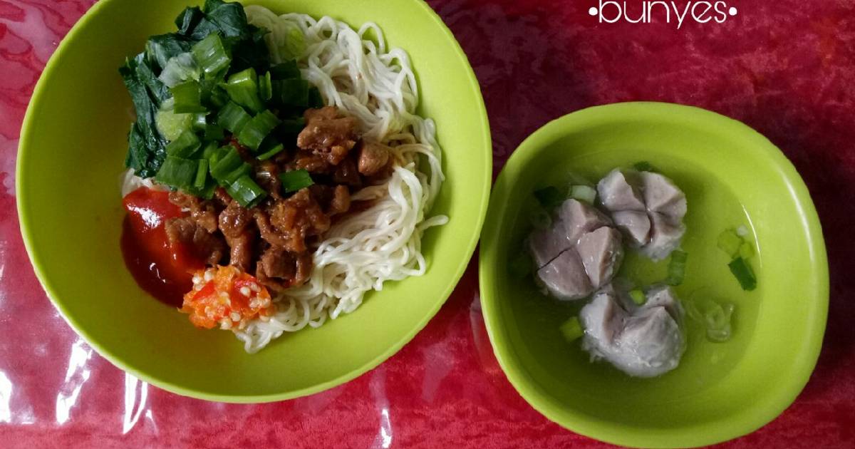 Resep Mie Babi Kecap Baso Sapi (non halal) oleh Yasinta / Bunyes - Cookpad