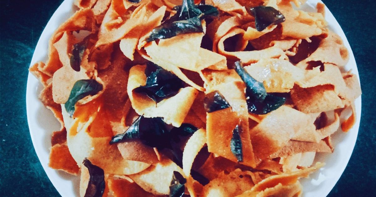 Authentic Tasty Kerala Style Pakka Vada Recipe by Ramaben Joshi - Cookpad