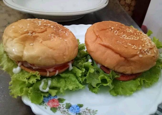 Resep Burger Sederhana oleh Astia Fatmalah - Cookpad