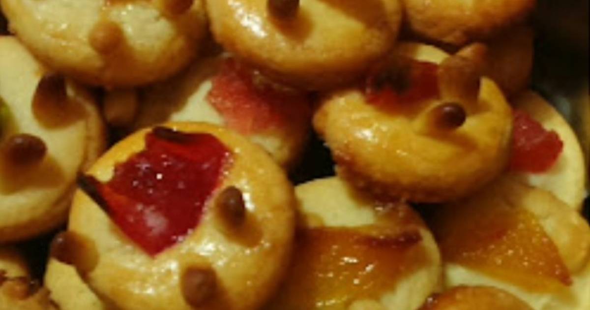 Galletas mini de almendra molida y piñones Receta de Carmen Ramos- Cookpad