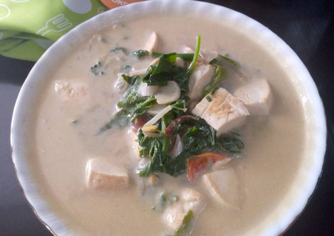 Resep Sayur Pucuk Labu Gulai Putih oleh Atikah Hafni - Cookpad