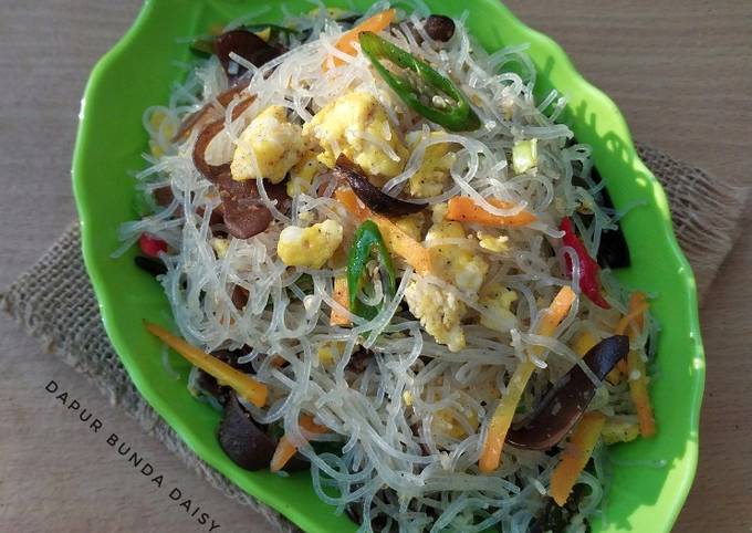 Resep Bihun Goreng Putih oleh Dapur Bunda Daisy - Cookpad