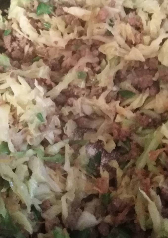 Guiso de repollo con carne Receta de Sofia Daille - Cookpad