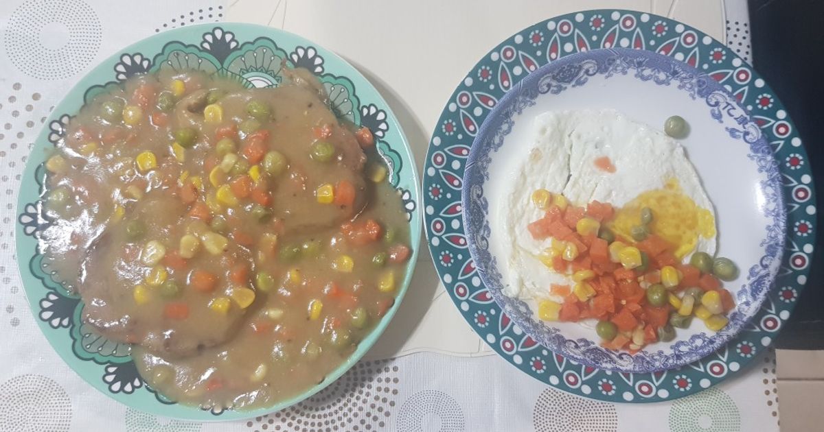 Indian Steak With Egg &Veggies Recipe by 🌹May Beeauty🌹 - Cookpad