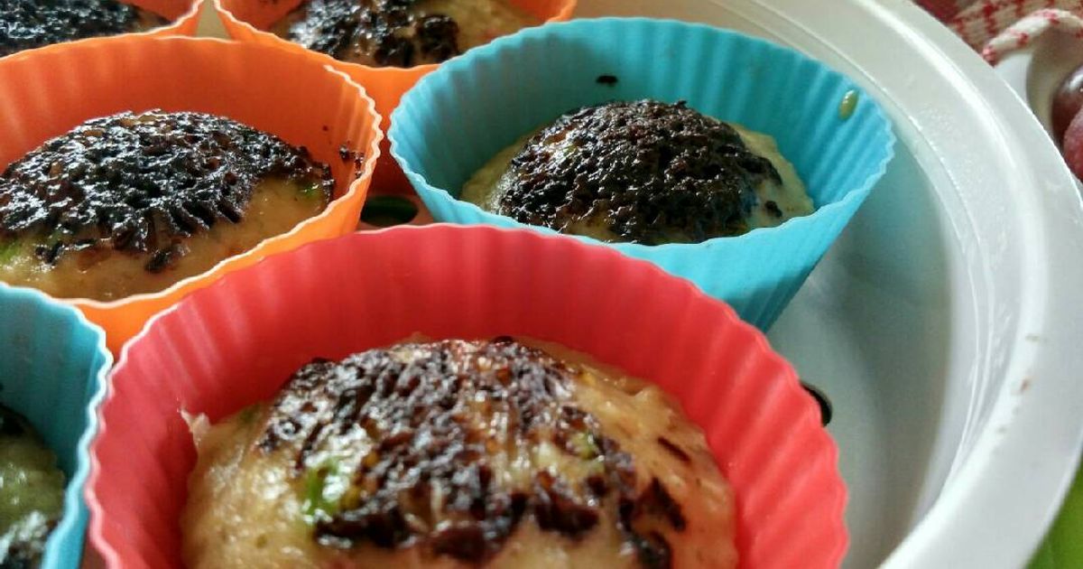 Resep Bolu Pisang Praktis (Rice Cooker) oleh Intan Nastiti - Cookpad